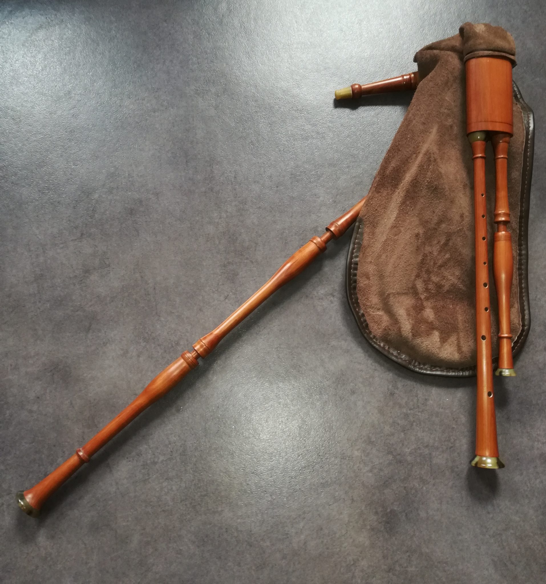 Cornemuse du centre 16 pouces. – Anches et Cornemuses