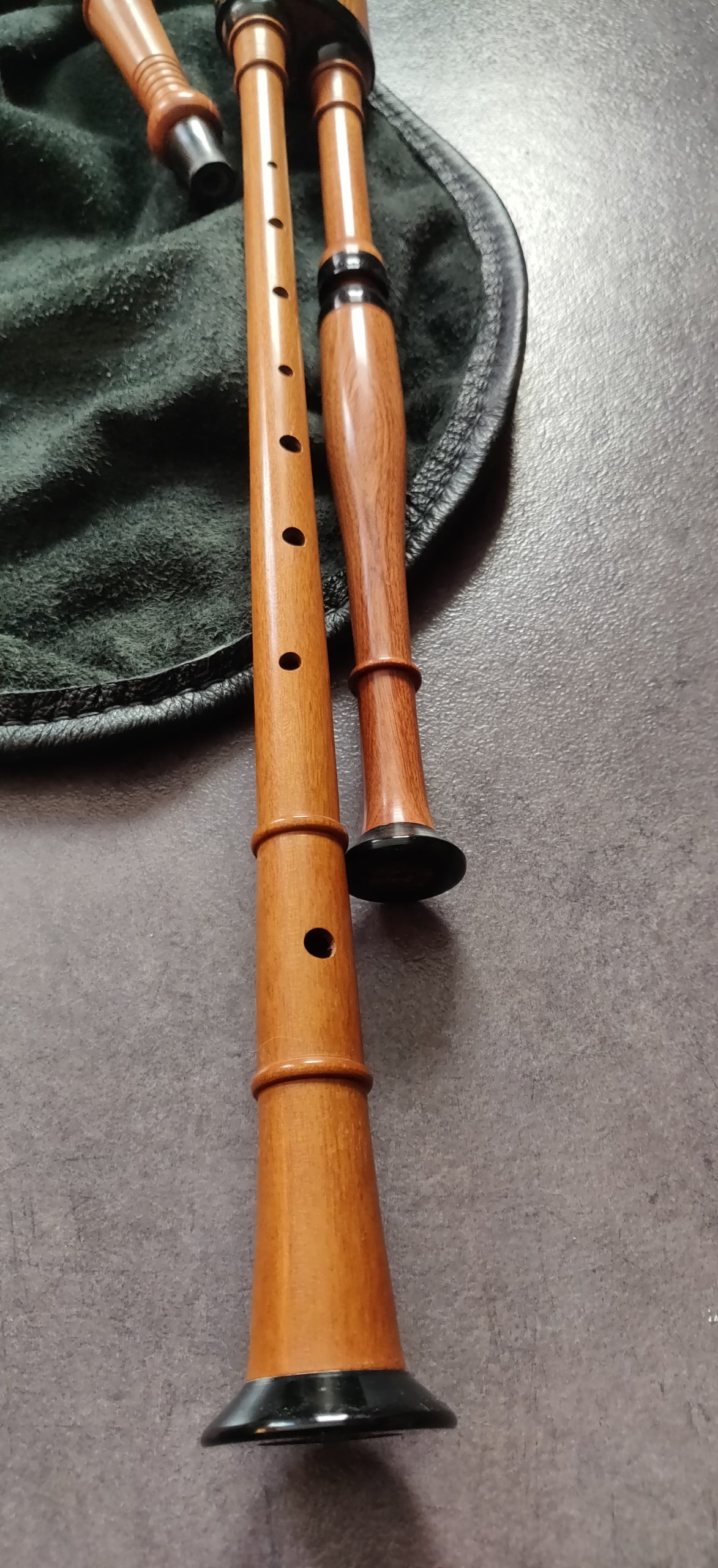 Cornemuse du centre 16 pouces. – Anches et Cornemuses